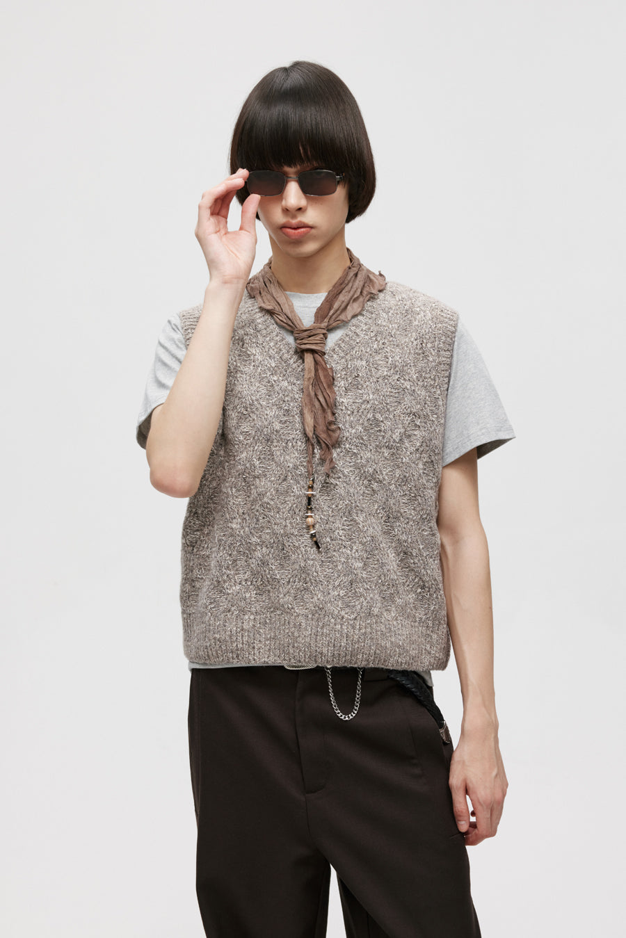 Three-dimensional twisted vest – ULTIMUS